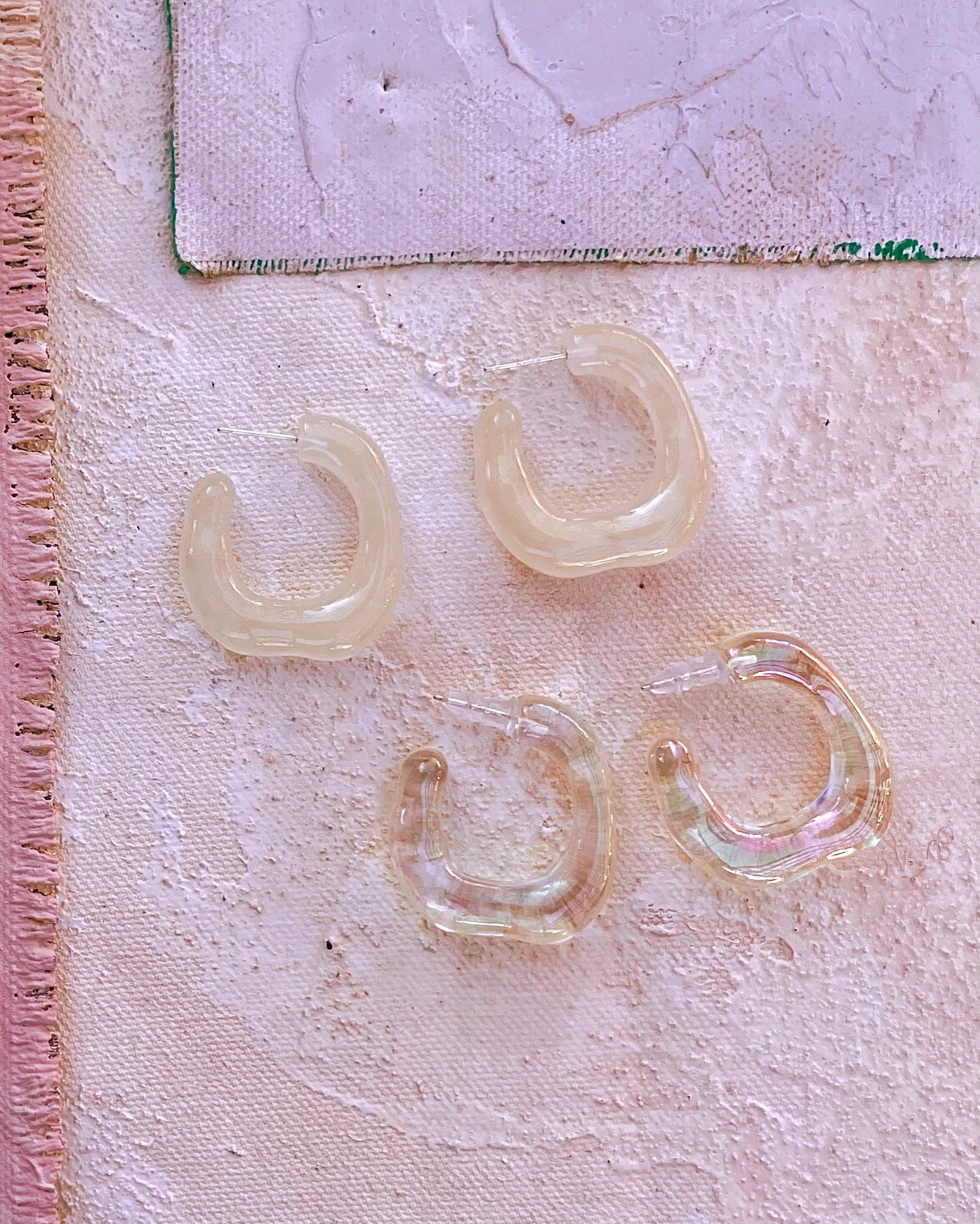 Squiggly Hoops – Studio Ramiii